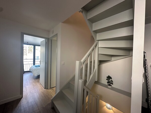 L'olivier : T5 En Duplex Au Cœur Du Centre Ville Rotonde - Gardanne
