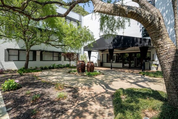 Apartment 102 - Dunwoody, GA