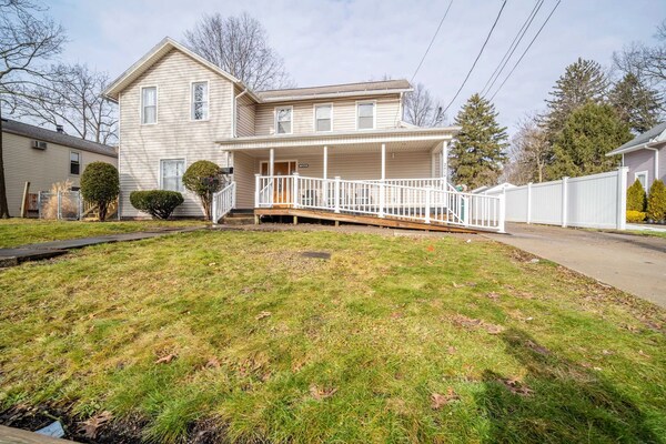 Spacious 4br Near Riverfront, Sleeps 14, Pet-friendly, Games, Firepit, Cvnp - Hudson, OH