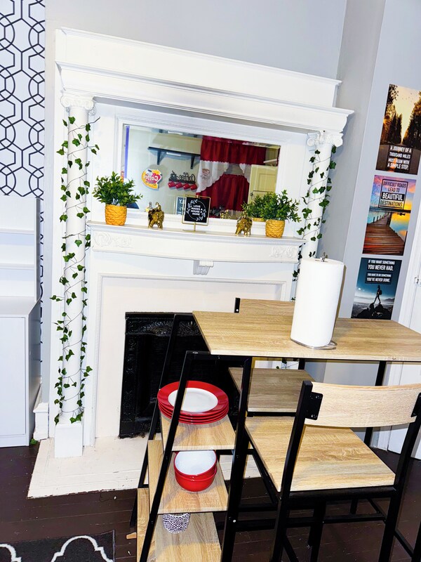 Charming 1-bedroom Apartment With Wifi, Ac In Wonderful Philadelphia - Chester, PA