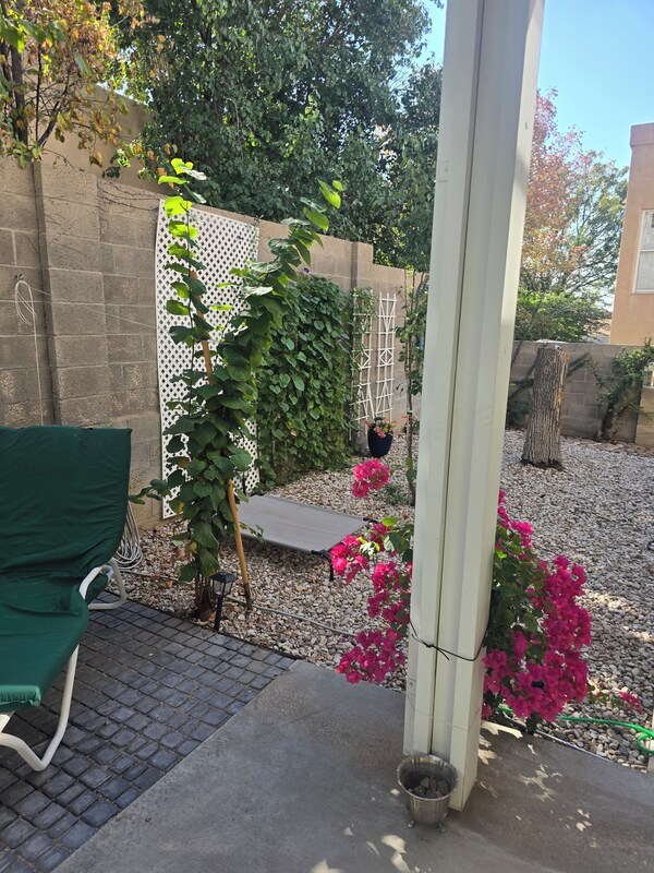 Juan Tabo House W/hot Tub - Albuquerque, NM