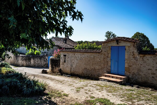 Maison De Charme, Gite Avec Piscine Entre Dordogne Et Saint-émilion - Dordogne