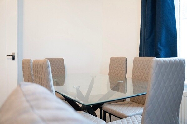 New! 4br In Spencer Street - South Shields