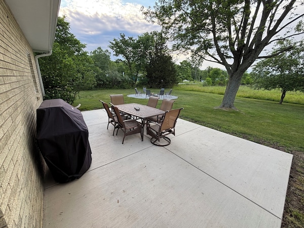 5 Minutes From Everything- Beaches, Craft Breweries, Vineyards, And Orchards. - Bridgman, MI