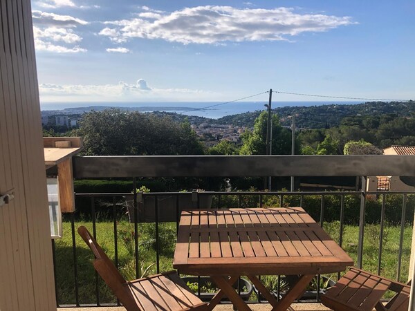 New : Spacieux Appartement Vue Mer Climatisé - Mougins