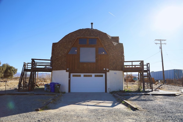 Unique Dome Home In Barstow W/ Game Room & Private Spa! - Barstow