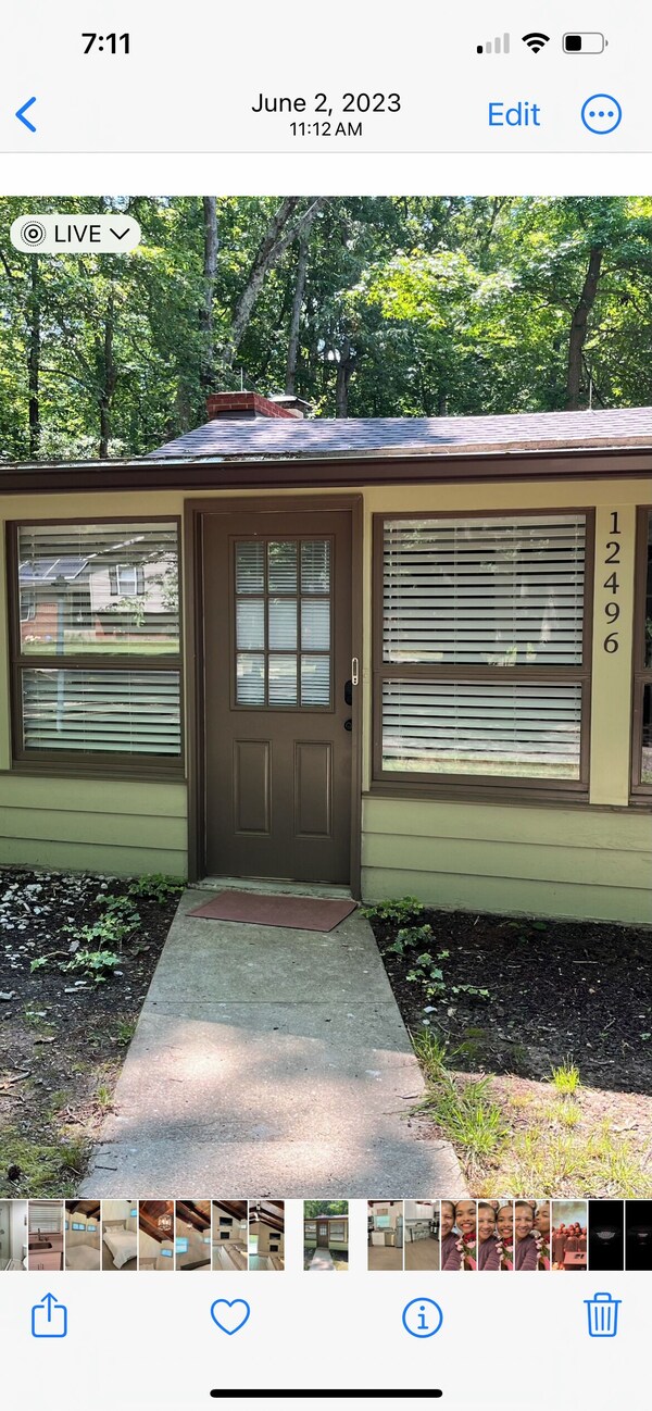 Charming 2-bedroom Bungalow In Lusby .With Open Floor Plan - Maryland