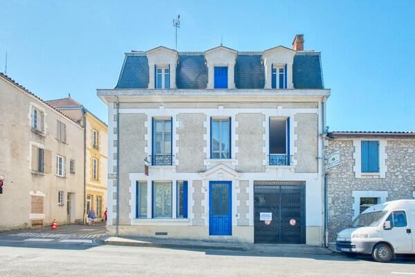 Charmantes, Klimatisiertes Apartment In Eymet  Ideal Für 4 Personen, Komfort Und Ruhe Garantiert - Dordogne