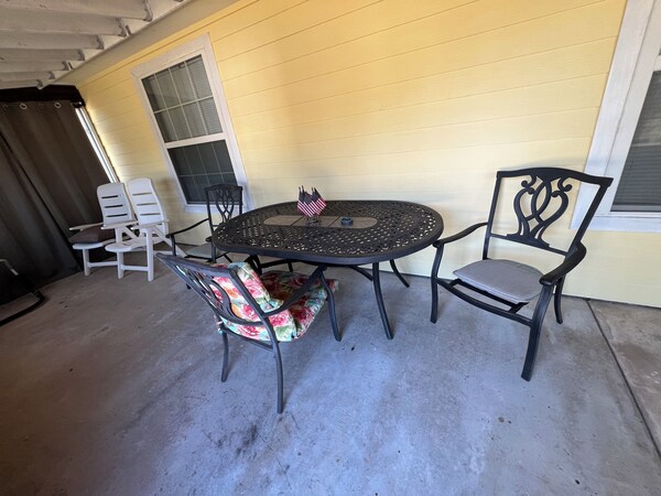 Backyard Lake,near I- 95,to Zoo,cumberland Park,kingsbay Base Navy Base,beaches - Kingsland, GA