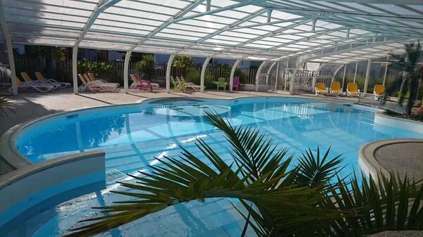 Camping 4 éToiles - Piscine  - Eeieif - Fromentine