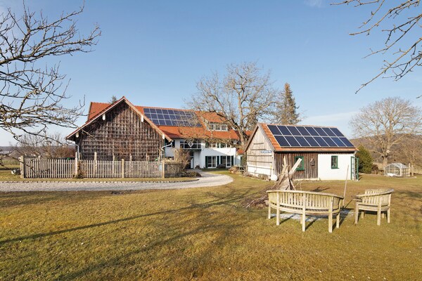 Ferienwohnung 'Birkethof - Fernblick' Mit Bergblick, Privater Terrasse Und Wi-fi - Schwabmünchen