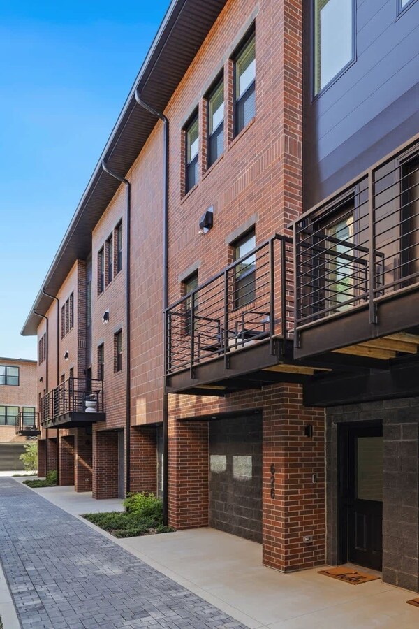 Vagabond - Arts District - Garage - 0.5 Mi Dt - Bentonville, AR