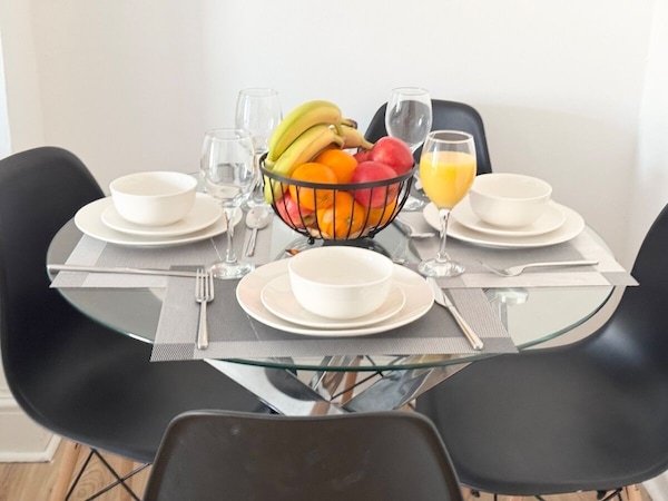 Cosy 1 Bedroom Apartment In The Heart Of Barry Flat 3 - Barry