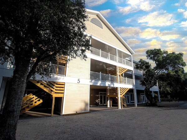 Stoked Village Condo-reel Life - Oak Island, NC