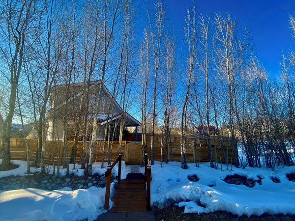 Freestone Living. Charming Three Bedroom House - Gunnison, CO