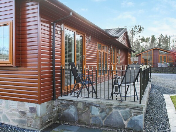 2 Bedroom Accommodation In Auchterarder, Near Gleneagles - Auchterarder