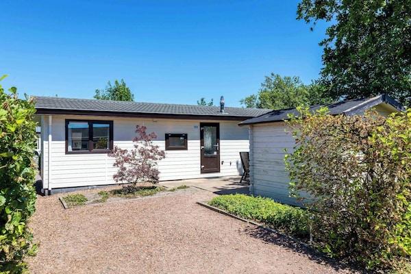 Beautiful Detached Chalet For 5 Persons By The Sea - Alkmaar