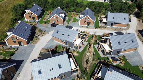 4-person Villa With 2 Bedrooms And 2 Bathrooms - テセル