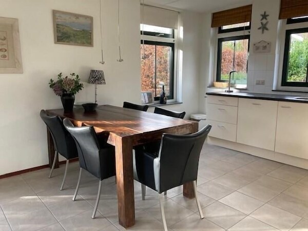 Unique Holiday Home For 4 People With A Big Garden - Schoorl