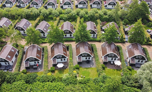 Holiday Home With 2 Bedrooms, Sunshower, Sauna And Spacious Garden - Alkmaar
