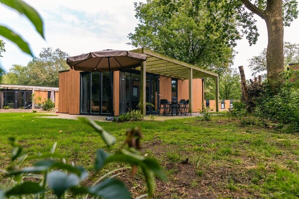 Chalet With 3 Bedrooms And A Terrace - Hoogeveen