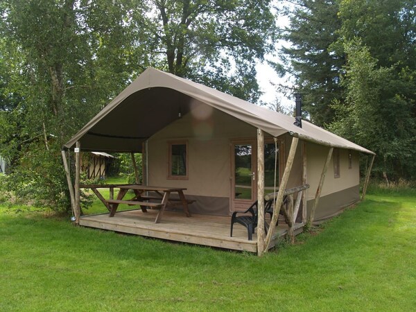 Glamping Tent With 2 Bedrooms, Private Sanitary Facilities And A Veranda - Drente