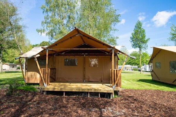 Glamping Tent With 2 Bedrooms And A Terrace - Amsterdam