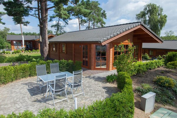 Chalet With An Open-plan Kitchen And Dishwasher - Lochem
