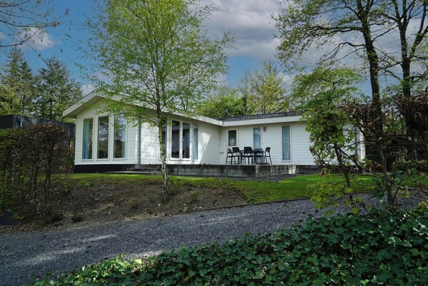 Chalet With 3 Bedrooms And A Terrace - Lochem