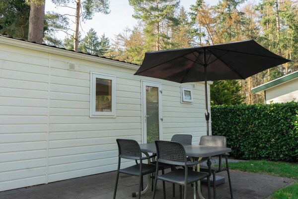 Chalet With 2 Bedrooms And Terrace - Sittard
