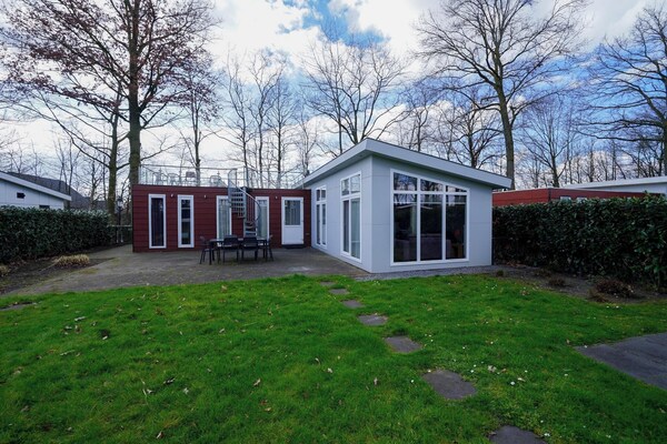 Chalet Met 3 Slaapkamers En Een Terras - Sittard