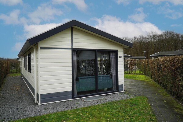 Comfortable Detached 5 Persons Holiday Home Located By The Noordwijk Dunes - Hillegom