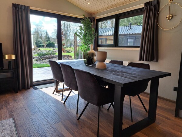 Modern Chalet Voor 6 Personen Met 3 Slaapkamers - Woudenberg