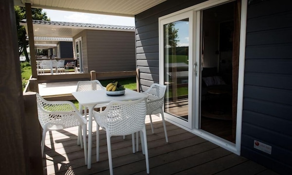 Chalet Met 2 Slaapkamers En Een Terras - Voeren