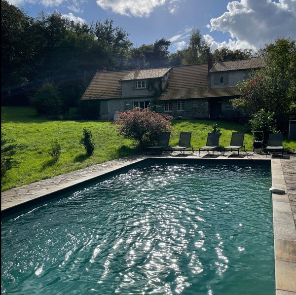 Le Clos De La Briche - Piscine Chauffée, Parking - Essonne