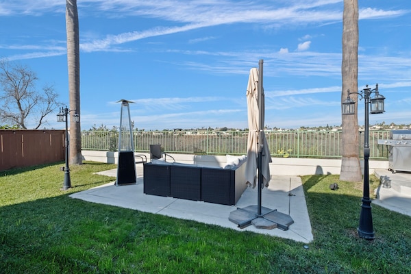 Spacious 4-bedroom House In Delightful Chula Vista With View - Chula Vista, CA