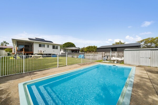 "Modern In Margate With Pool" - Margate Q 4019 - Margate