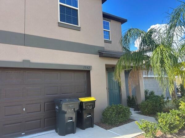 Spacious 4-bedroom House With Wifi, In Awesome Lakeland - Lakeland
