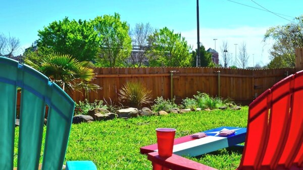 Casa Tejas\nmidterm Rental - Arlington, TX
