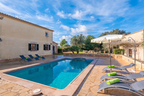 Sa Xigala - Rustic Villa With Private Pool And Free Wi-fi - Algaida