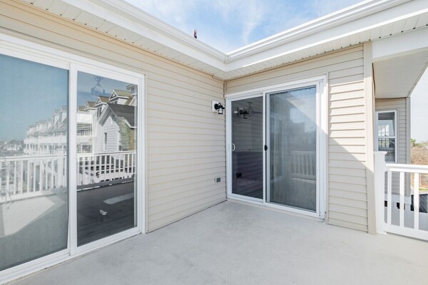 Coastal Bayfront Gem | 2br/2ba W/ Stunning Views - Atlantic City