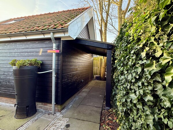 Comfortable Vacation Home, Just 900m From The Center Of Bergen. - Alkmaar