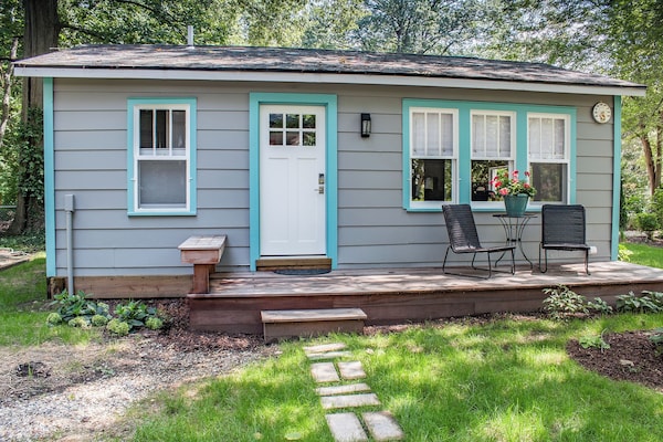 500 Ft To Beach, Main House, Guest House, Fire Pit - Union Pier, MI