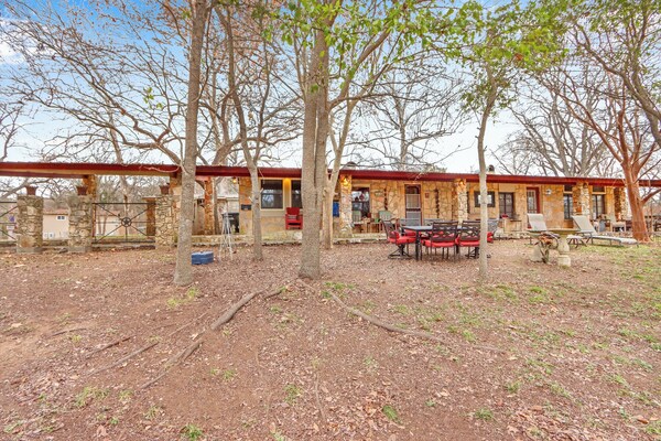 Owl Lodge I Creek Access In Wimberley! - Wimberley, TX
