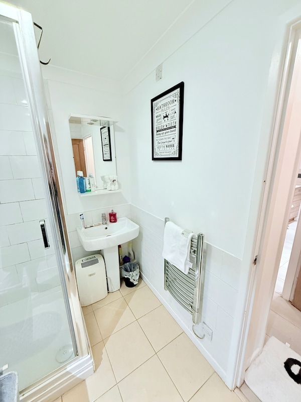 Cozy Bungalow Near Peak District - Glossop