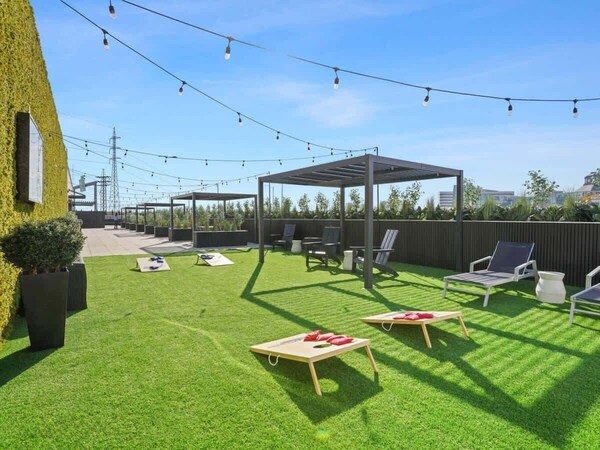 Skyline Luxe Haven Studio W/ Easy Access To Nyc - Bedford, NY