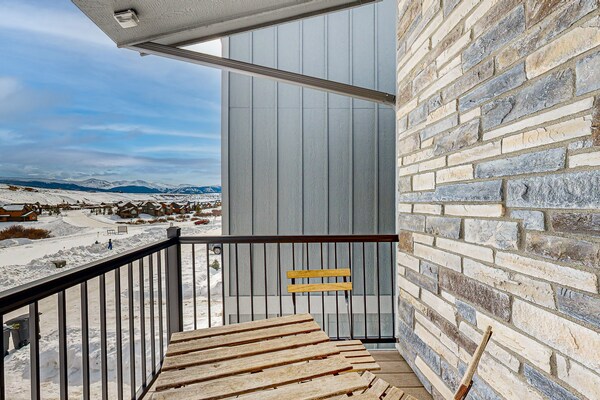 Charming Townhouse With Mountain Views, Gas Fireplace, And Dog Friendly - Tabernash, CO