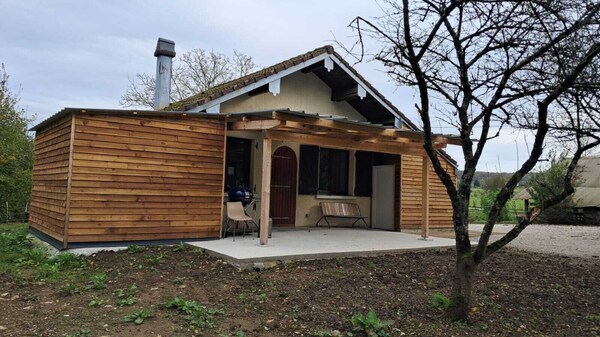 Gîte Chez Marcel, Petite Maison En Pleine Campagne Vue Sur Les Chevaux! - Haute-Saône