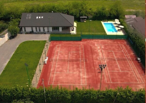 Maison De Vacances Près De Thermes De Bucarest & Otopeni Airport - Aéroport de Bucarest Henri Coandă (OTP)