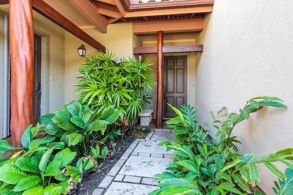 Mauna Lani Fairways | Luxury Accommodations - Waikoloa Village, HI